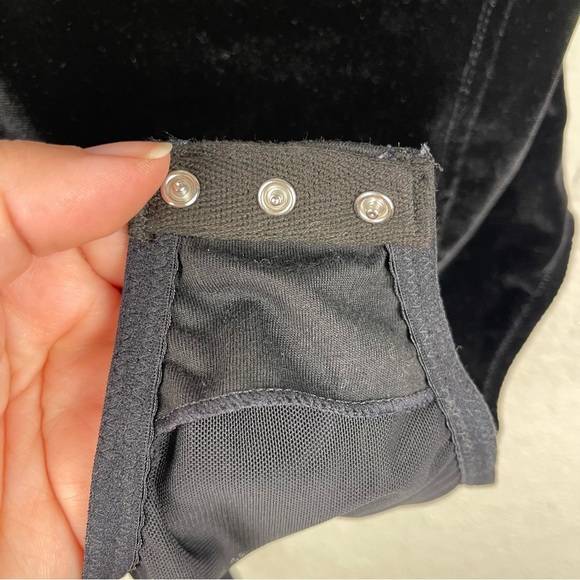 Noelle | Tops | Noelle By Noelle Starry Night Black Velvet Celestial ...